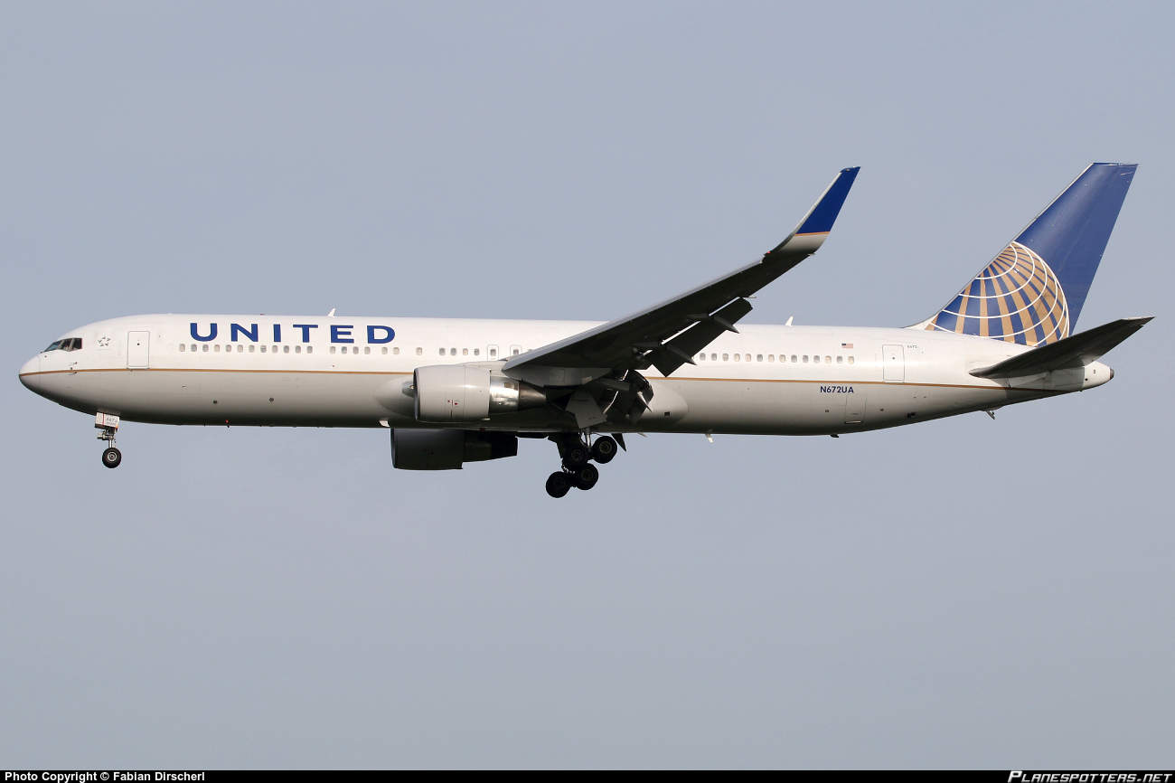 United Airlines flight 557 has part of ceiling fall off